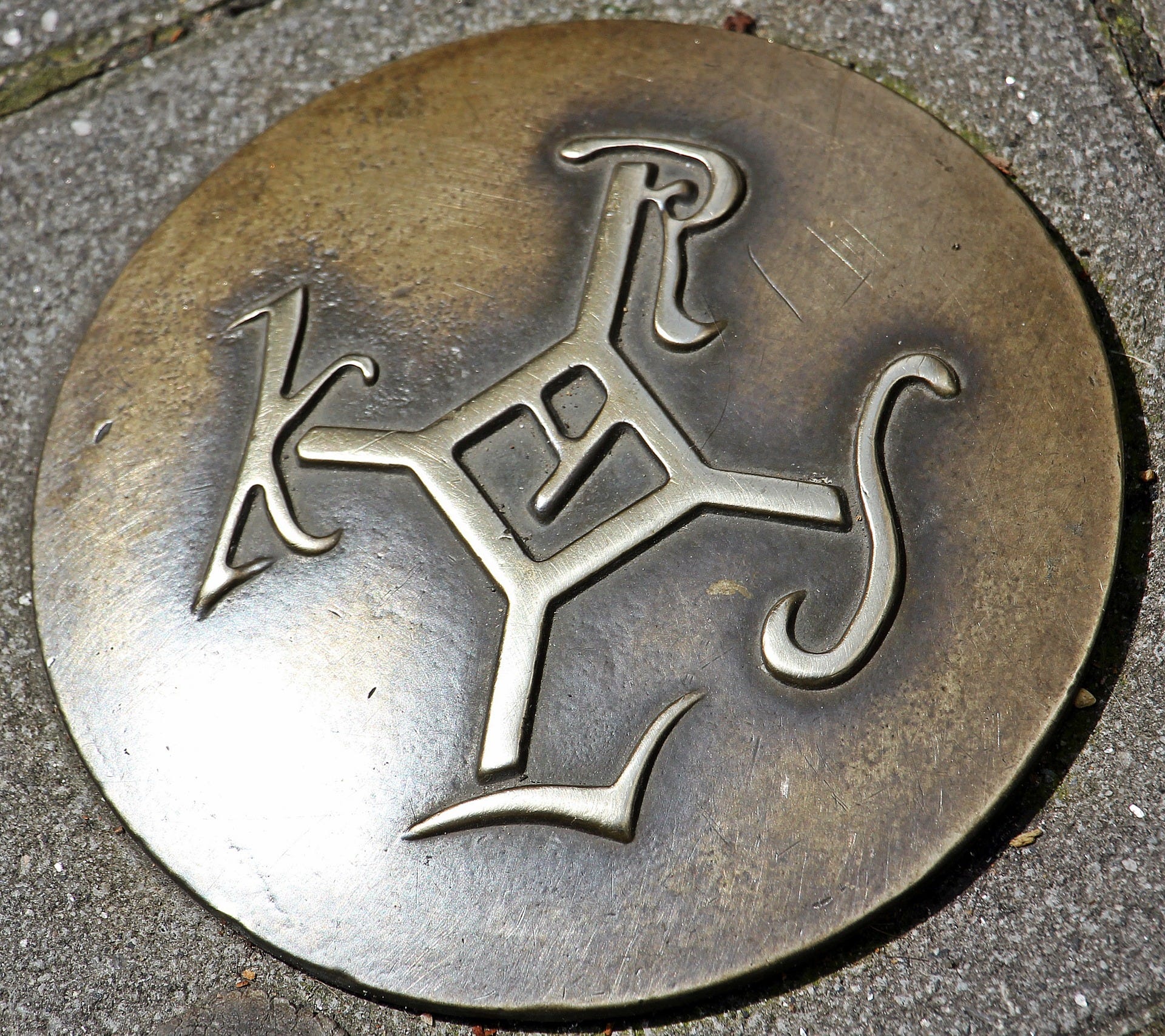 Charlemagne Signature