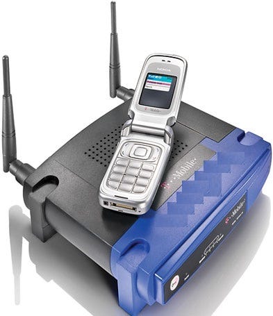 Use a Wireless Router as a Cellphone Signal Booster | by Roman Ambrose ...