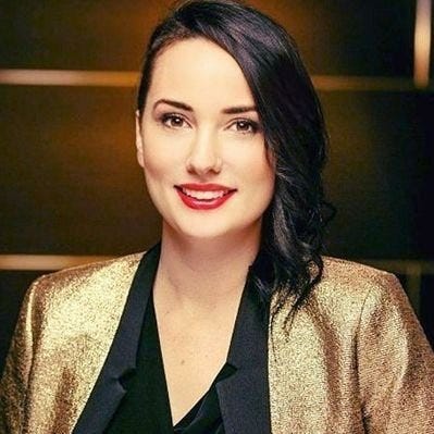 Amber Osborne: A pioneer in #VirtualReality marketing | by Rose ...