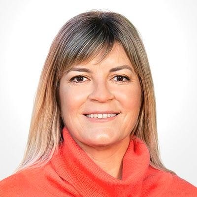 Nombre : Irizar Maria Veronica. Edad: 47 años | by Paesanirocio | Medium