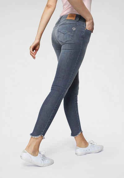 8 Sleek Athleisure Patterns To Look Out For | by Ashish Rathee | Medium
