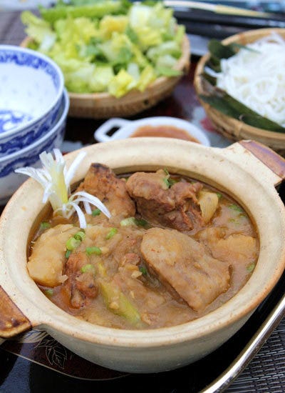 Cach lam vit nau khoai mon thom ngon | by baophunuonline | Medium