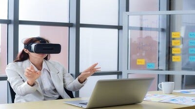 Manfaat Virtual Reality dalam Bidang Properti | by Iptek | Medium