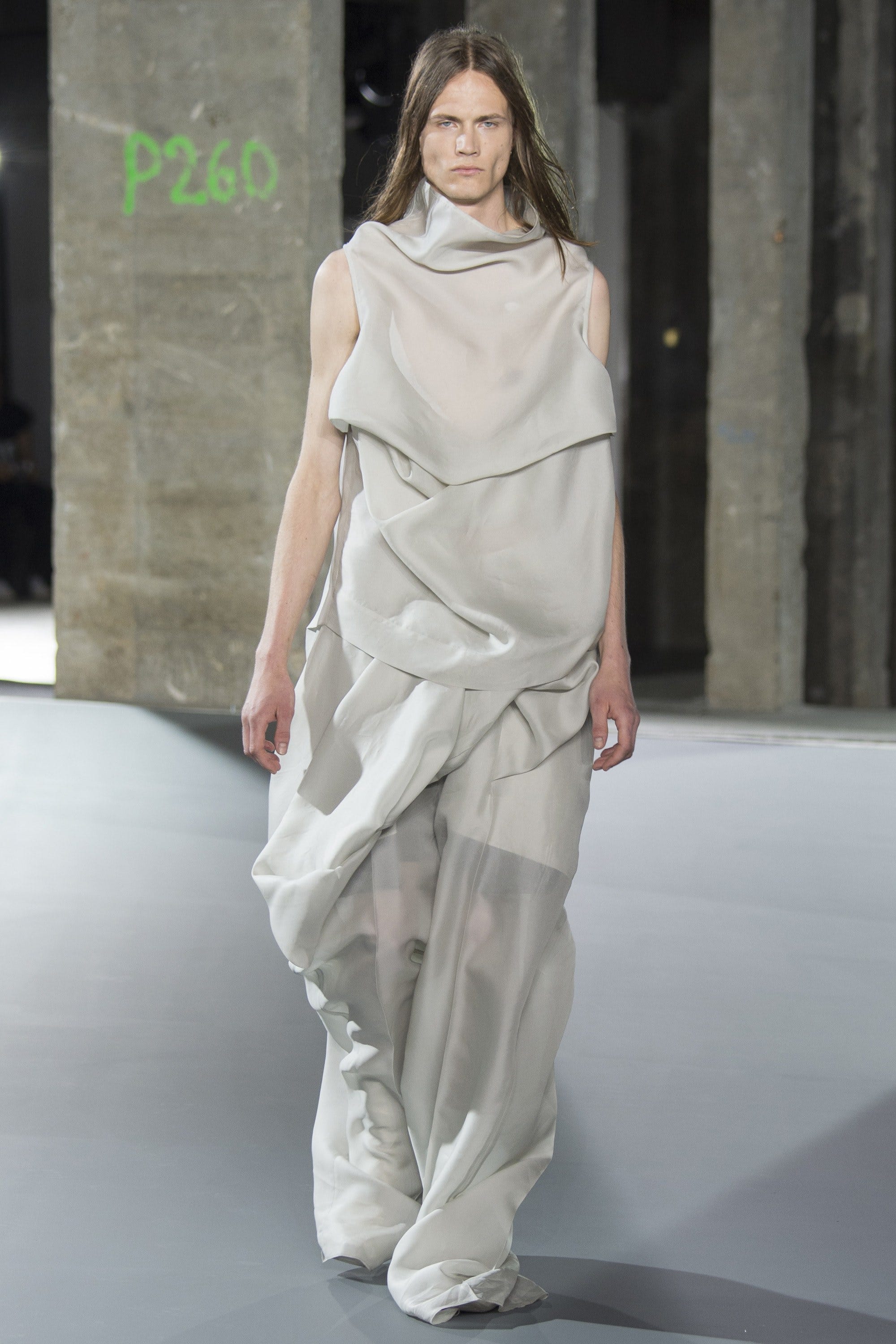 Why Are Fashion Shows Filled With Unwearable Garments? By, 59% OFF