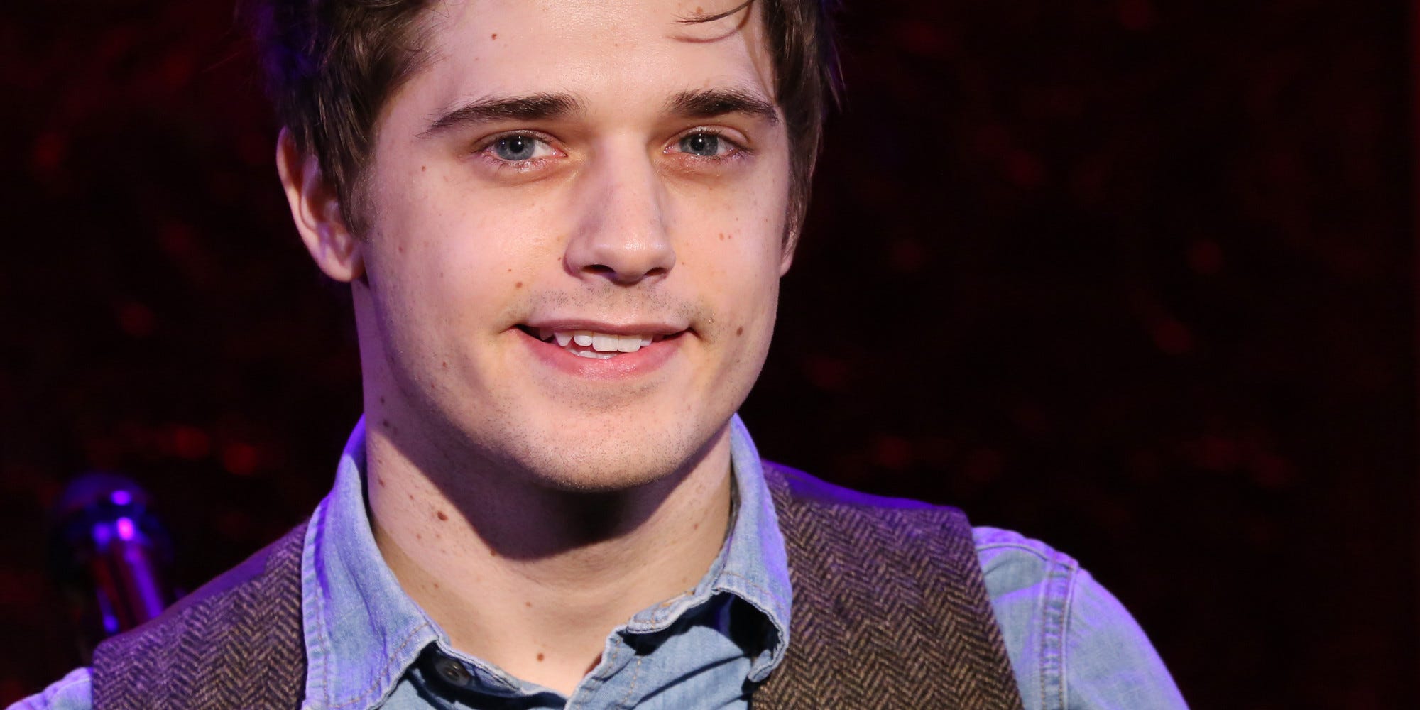 Kristoff Actor Congelado