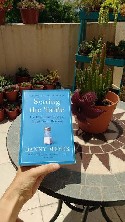 “Setting the table” de Danny Meyer | by Lucía Ordoñez | Medium
