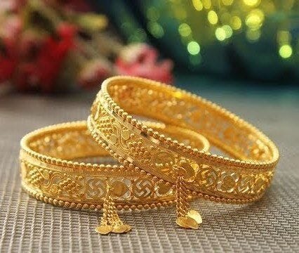 THE ULTIMATE GUIDE TO GOLD BUYERS: TURNING YOUR PRECIOUS METAL INTO ...