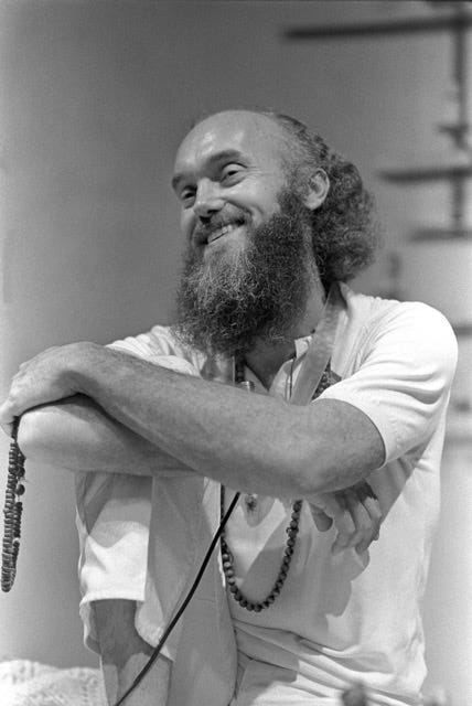 7 Ram Dass Quotes That’ll Forever Change How You Understand The Path Of ...