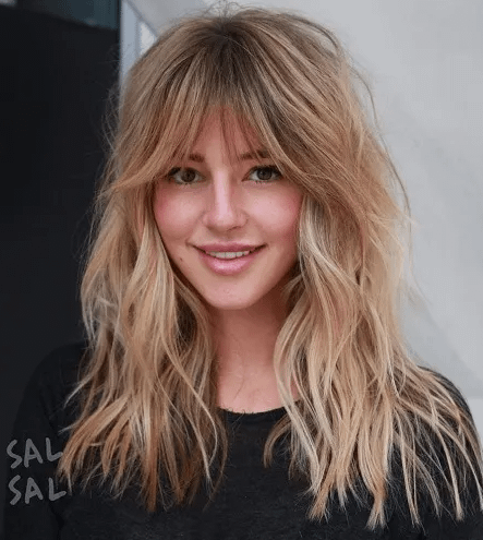 Bottleneck Bangs — The Hottest Hair Trend In 2022 | by Hiart Hair | Medium