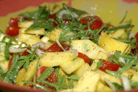 Mango and tomato salad - SDM -Cooking recipes - Medium