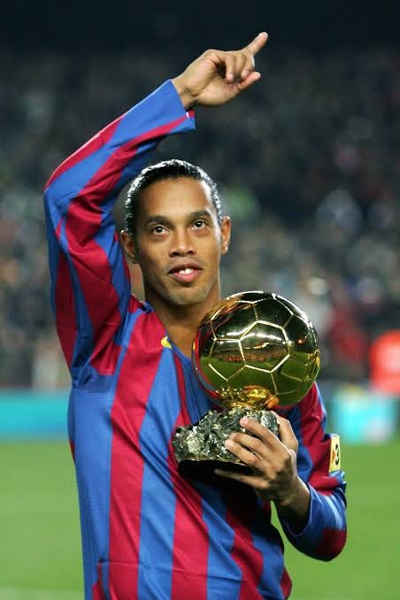 Anatomy of a Dribbler: Ronaldinho Gaúcho | by Burner's Archive | Medium