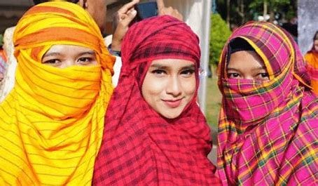 “Rimpu” sebuah budaya Bima. #TENTANGBIMA | by SuaraPuan | Medium