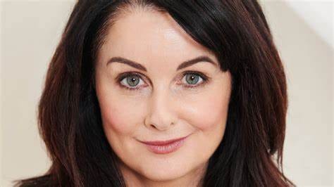 A Refreshing Journey of Self-Discovery and Resilience: A Summary of ...