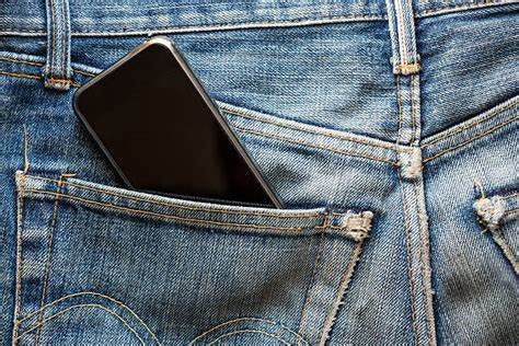 FRIENDS IN MY BACK POCKET 👖. What does this phrase mean “friends in ...