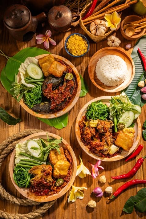 How Spiciness Became a Language at Asian Dining Tables | by Yogahonk ...