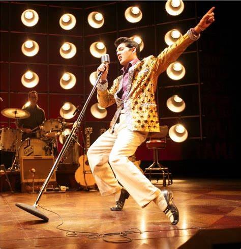 How Elvis Presley Changed Performances | by Kaia Zimmer | RockHistoryS ...