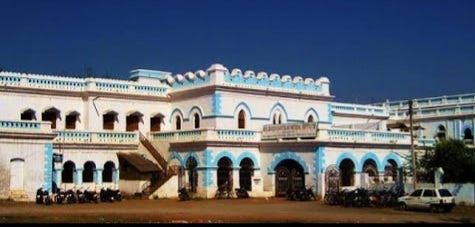BASTAR PALACE. The Bastar Palace located in Jagdalpur… | by Saniya | Medium