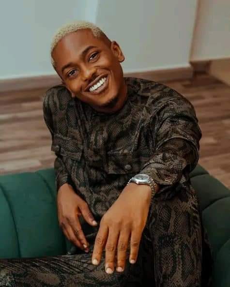 Timini Egbuson the lover boy - Kelechi Franklin Elegonye (KESSEOFFICIAL) - Medium