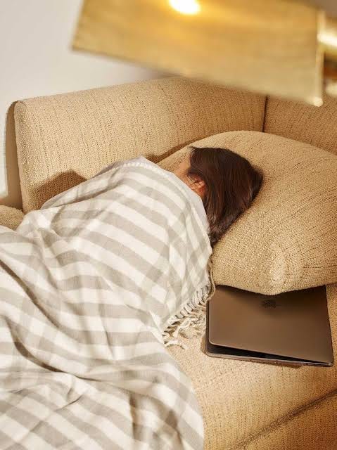 Pentingnya Tidur Bagi Kesehatan. Tidur adalah proses menutup mata ...