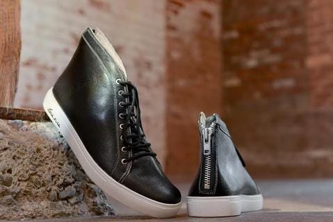 Unlaced Sneakers: The Latest Trend | by Suru Clothing | Medium