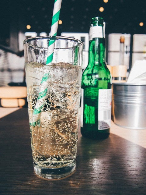 Bubble Nuclei: The Secret to Carbonation | by Chrislo | Sep, 2024 | Medium