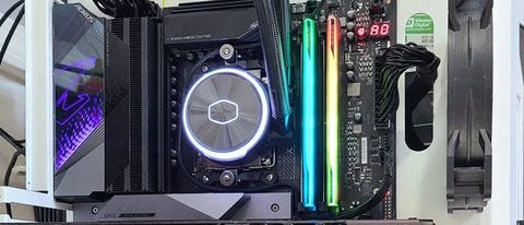 Gigabyte X670E Aorus Pro X Motherboard Review: Striking in White, with ...