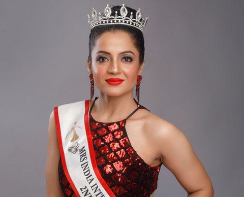 Walk like a queen as Mrs India 2023 | by Miiq | Medium