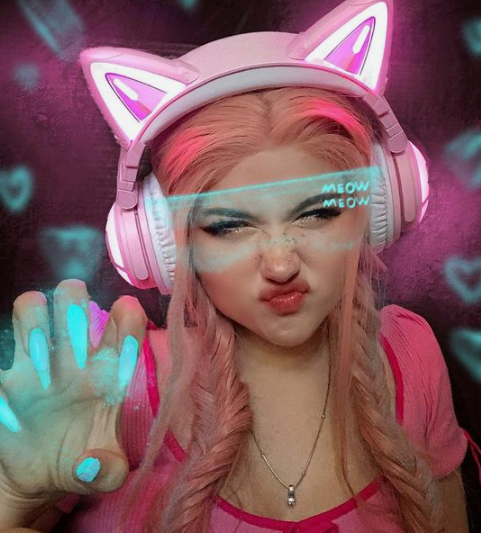 Gamer: Journey to Virtual Worlds. Virtual worlds are a unique space where… | by Judy Reese | Jul ...