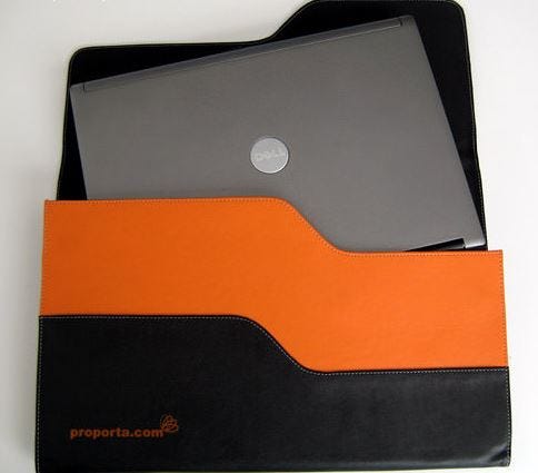 LAPTOP BACKPACKS- EASIEST WAY TO CARRY YOUR LAPTOPS | by johnson | Medium