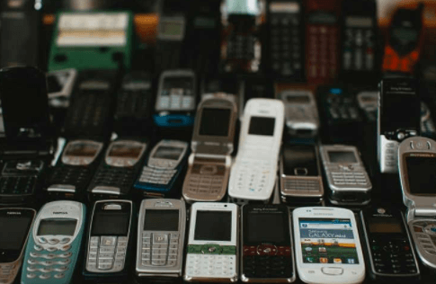 List of Best Motorola Old Phones Models Available to Buy | by Moto ...