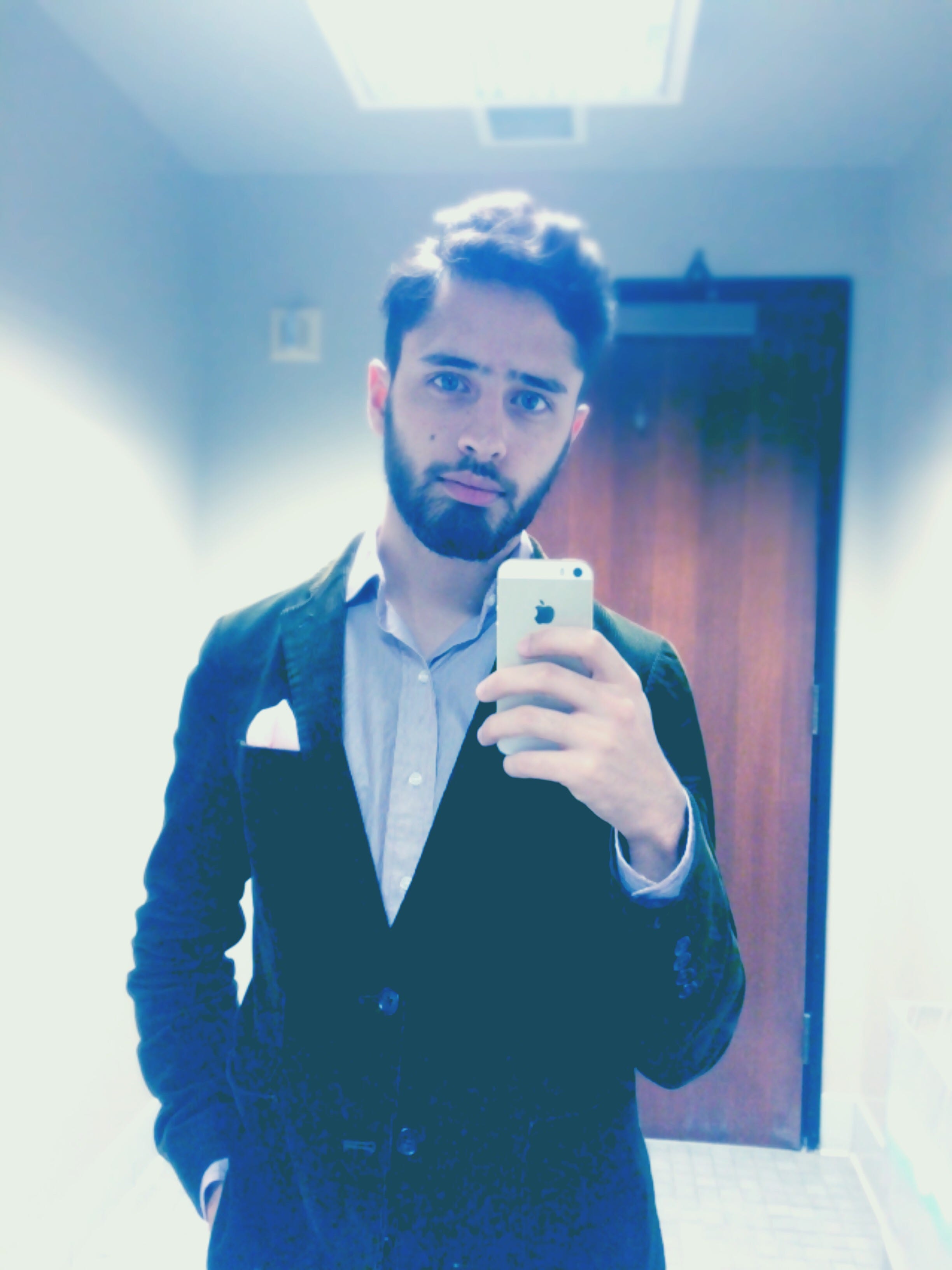 Man Selfie Mirror