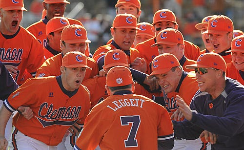 I take this picture every year, and here’s why | by MLB.com/blogs ...