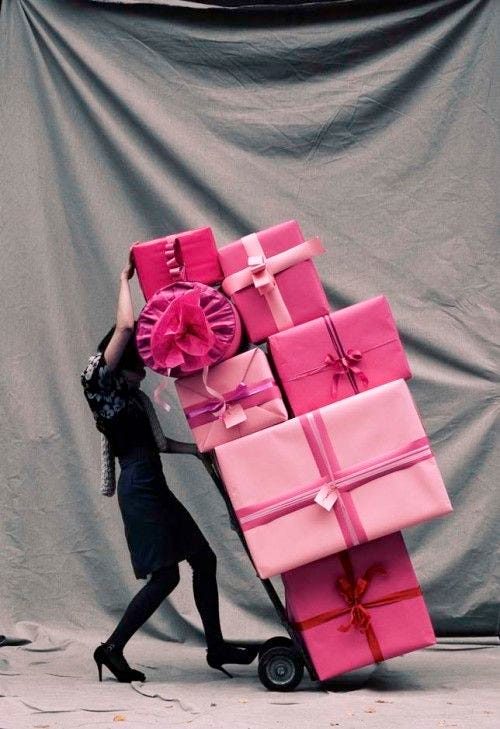 How to Be the Gift Giver That Everyone Loves | by Faith Ann | Sep, 2023 ...