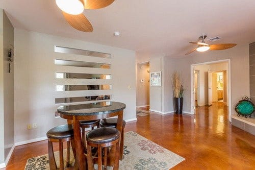 Feng Shui Dining Room Layout Tips | by Home Decor Help | Medium