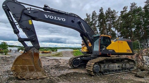 Road Excavators | Volvo EC550EL & Volvo EC300DL Crawler Excavators by ...