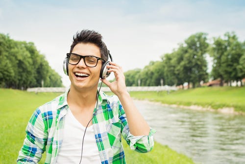 Why Should One Join Singing Lessons Austin | by Octave Higher | Medium