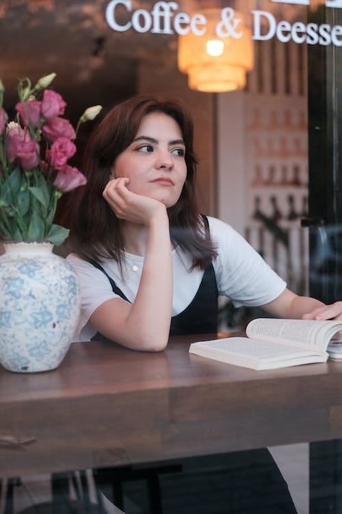 How to Choose the Right Professional Book Writing Services in the USA ...