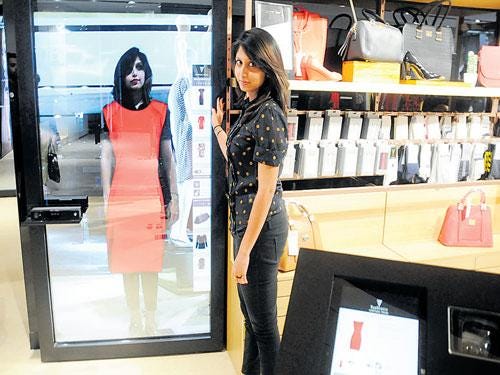 Virtual Mirror Technology. Technology is all about providing… | by ...