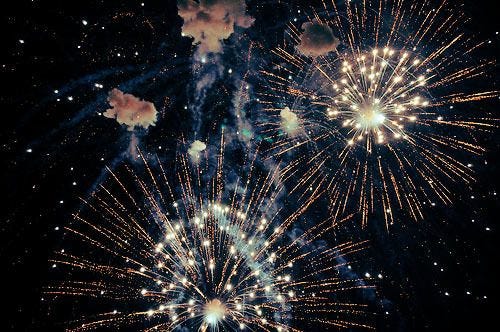 17 + 1. Lilin kutiup tepat pada saat kembang… | by freyyu | Medium