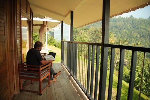 Munnar Resort : British Summer Resorts Now Worlds Vacation Hub | by ...