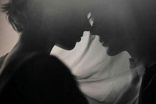 Aku menyerahkan diriku pada gelegak nafsumu. | by Alysa Bloom | Jul, 2024 | Medium