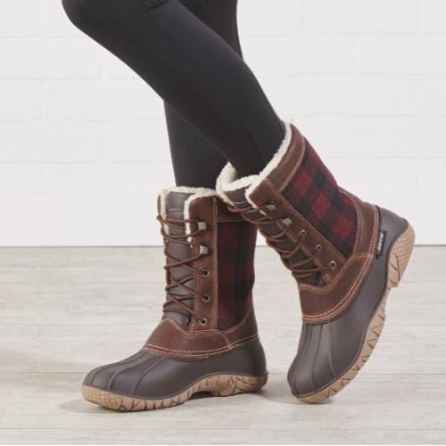 The Lady’s Sherpa Plush Lined Cold Weather Boots — keeps feet warm and ...