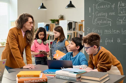 Does AI and active learning go together in the classroom? | by Amandine ...