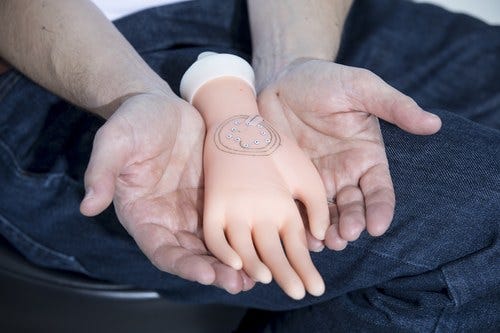 Advancing Prosthetics with Stem Cells | by StemSave, Inc. | Medium