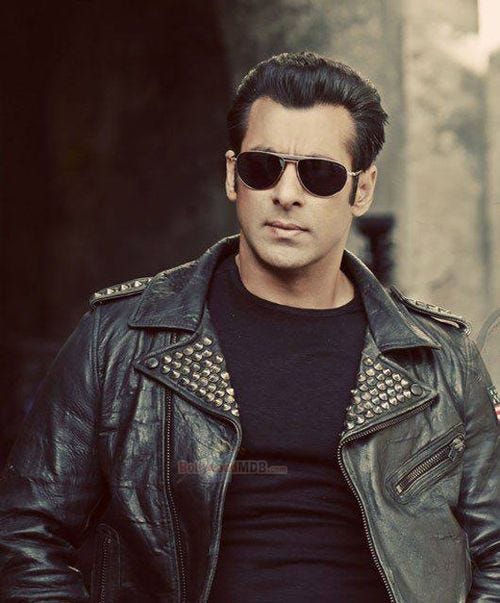 Fans just can’t get over Salman Khan and Shah Rukh Khan’s long tight ...