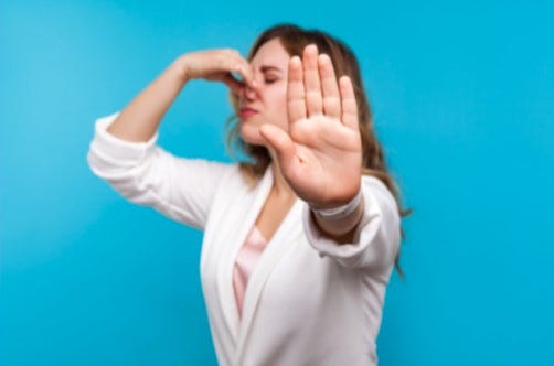 Navigating the Scent of Menopause: Why Your Body Odor Might Be Changing and What You Can Do ...