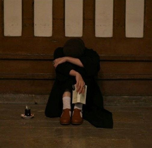 Kurasa Dunia Ini Penuh Kebohongan Teman Teman Mu Keluargamu Kerabatmu