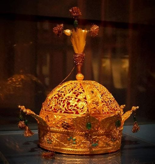 The crown of the last Mughal emperor Bahadur Shah Jafar II. | by ...
