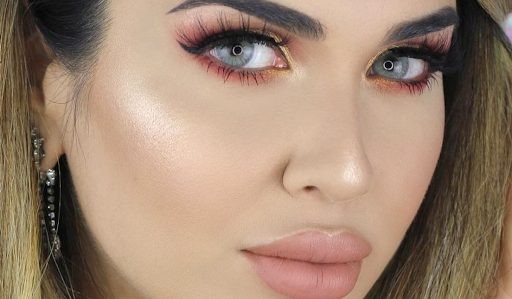 Eyes That Pop: Exploring the World of Blue Colored Contacts | by Aliza ...