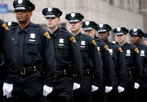 How many policemen are in the US? | by Sean Pan | Medium